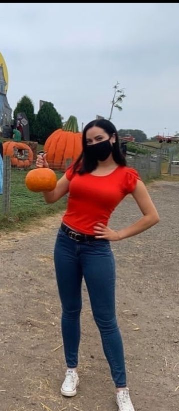 Katie Katro showing off her pumpkins - 6ABC Philadelphia | Scrolller