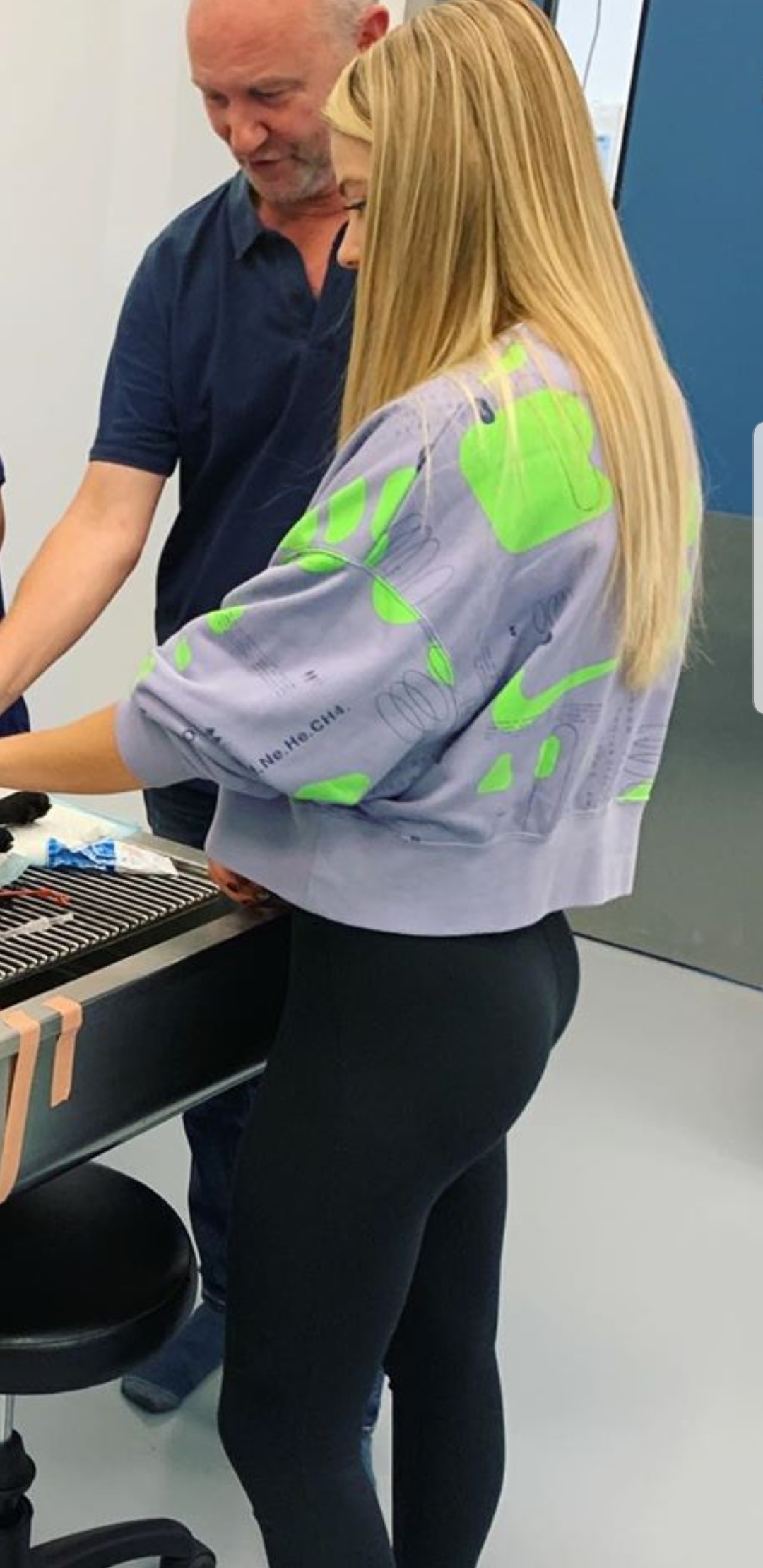 Katie Swan goes to the vet. All I see is that bubble butt. | Scrolller