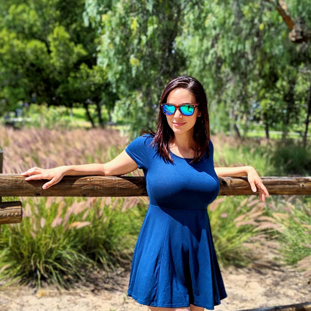 Keep it simple | Scrolller