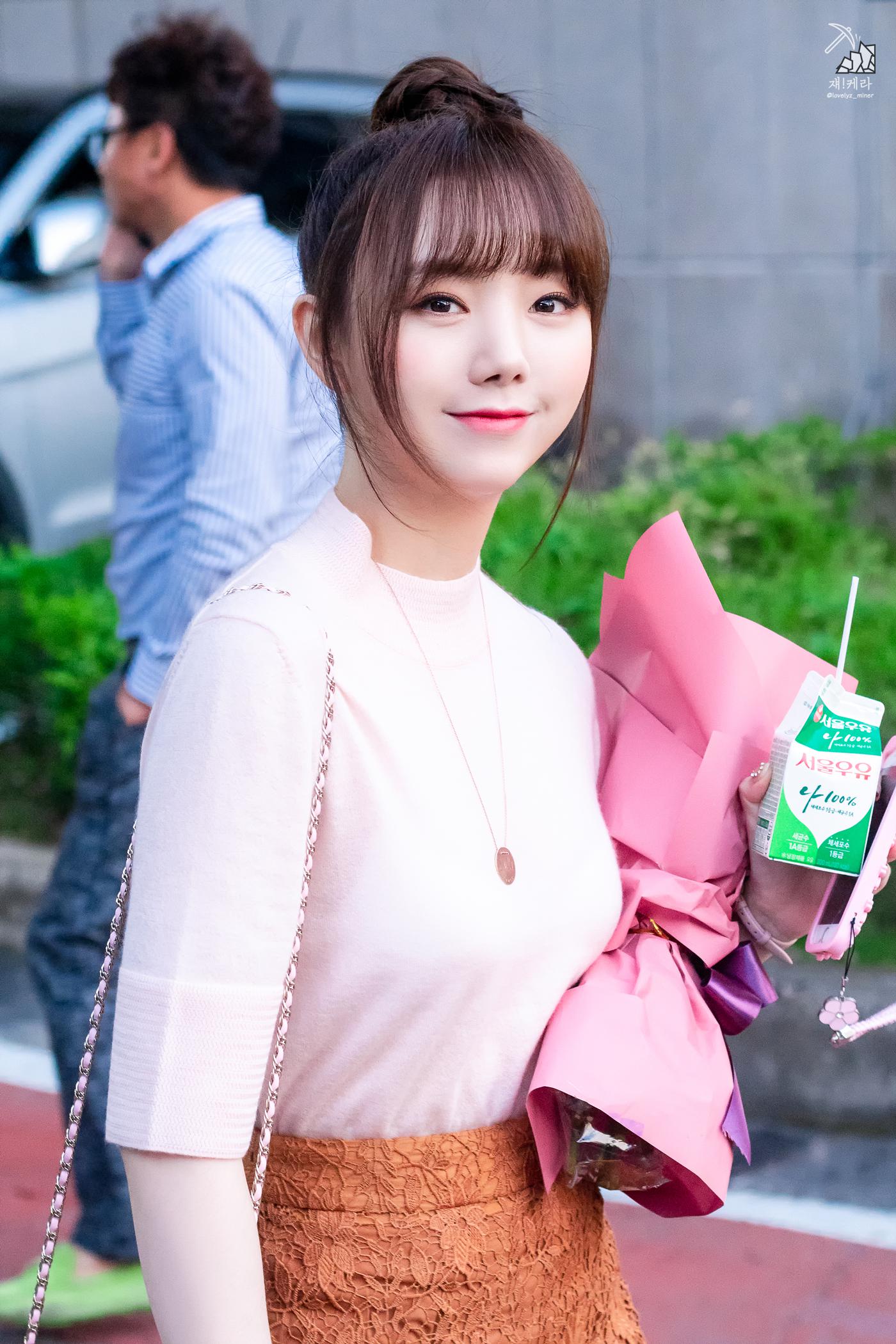 Kei 🙂 | Scrolller