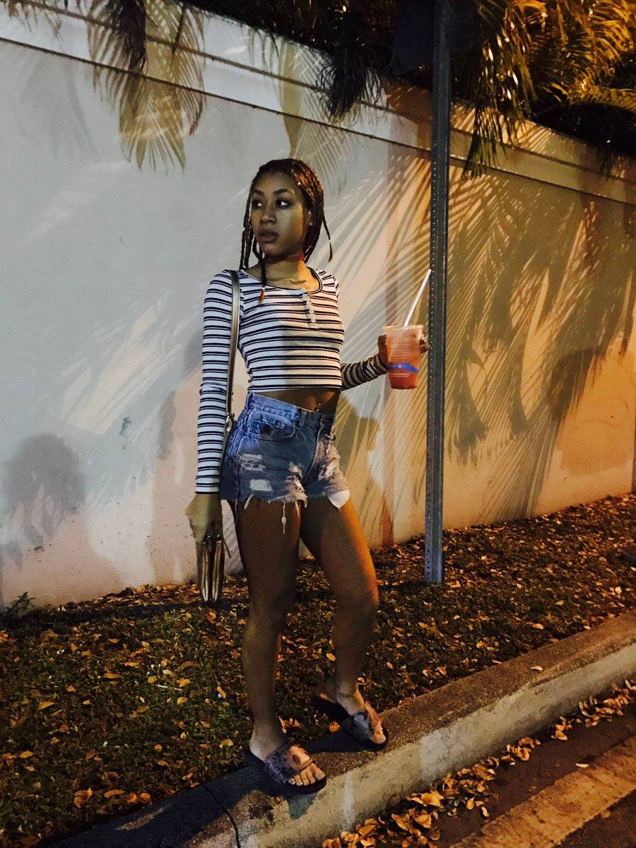 Kendall Woods | Scrolller