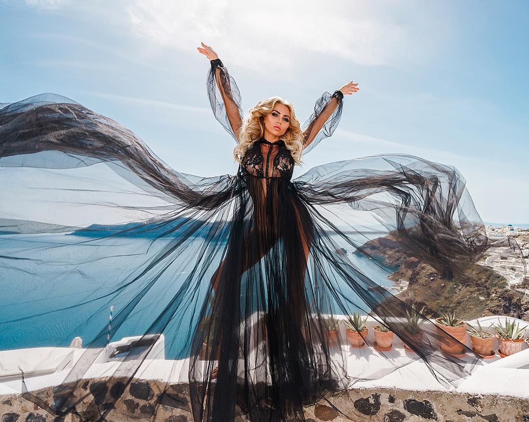 Khloe Terae | Scrolller