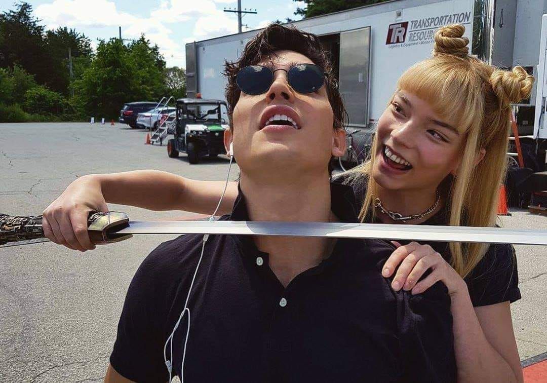 Killer Anya | Scrolller