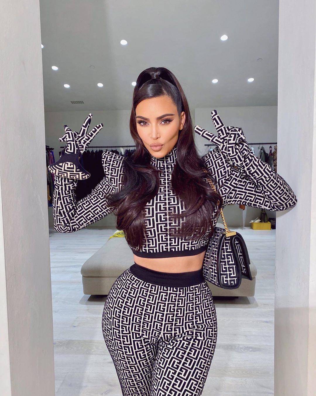 Can someone please rp as a Femdom Kim Kardashian and dominate me. Humiliate me by making me do ...