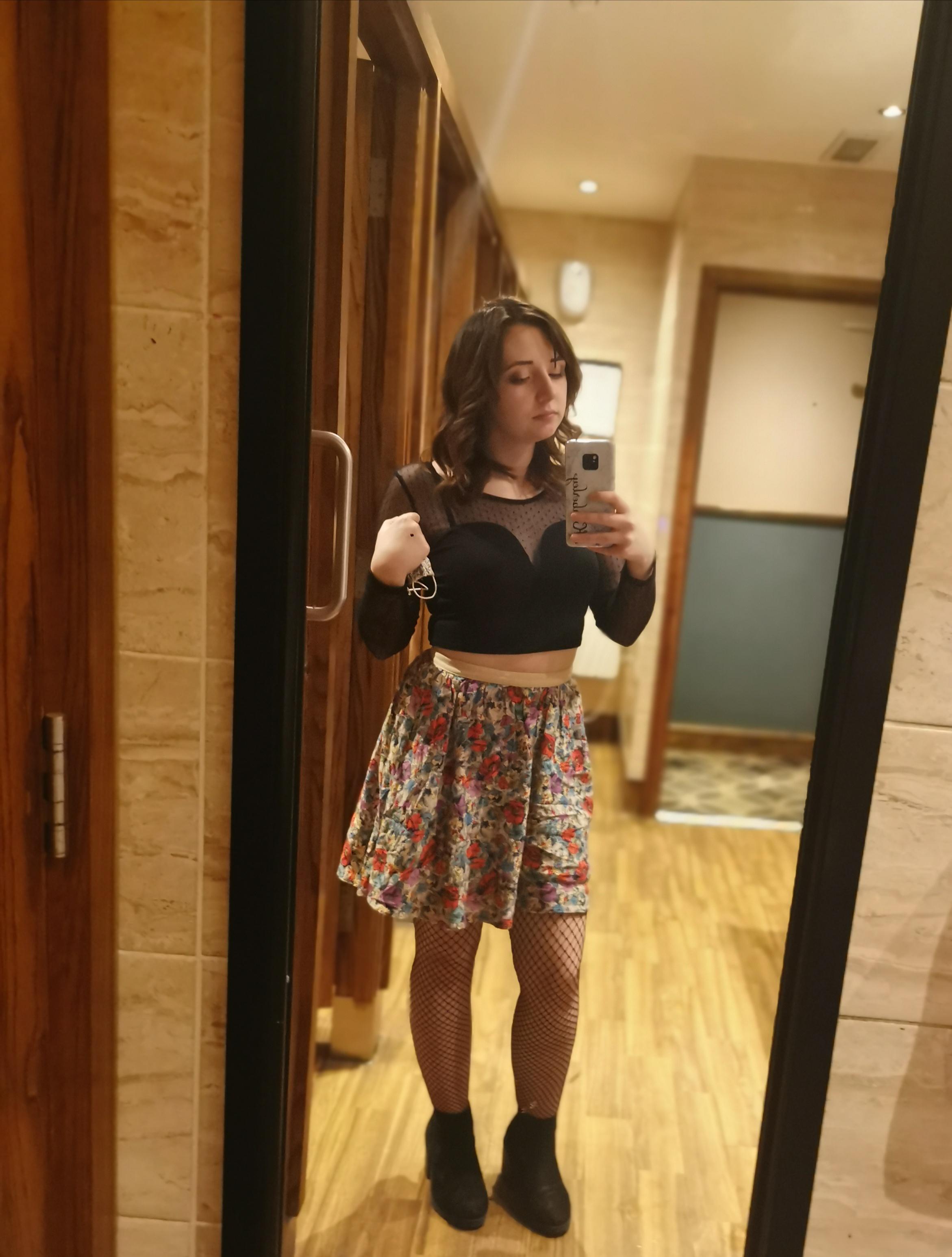 Kind of falling in love with fishnets (over18) | Scrolller