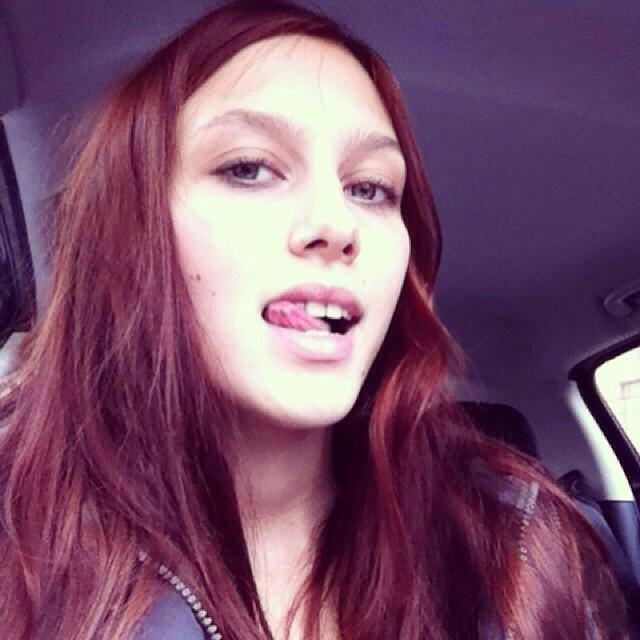 Kinda looks like Scarlet Jo | Scrolller