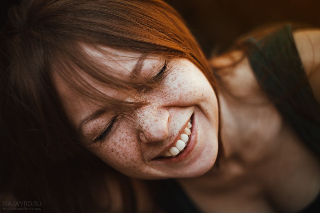 Kiss the Sun 2 - Laughing | Scrolller