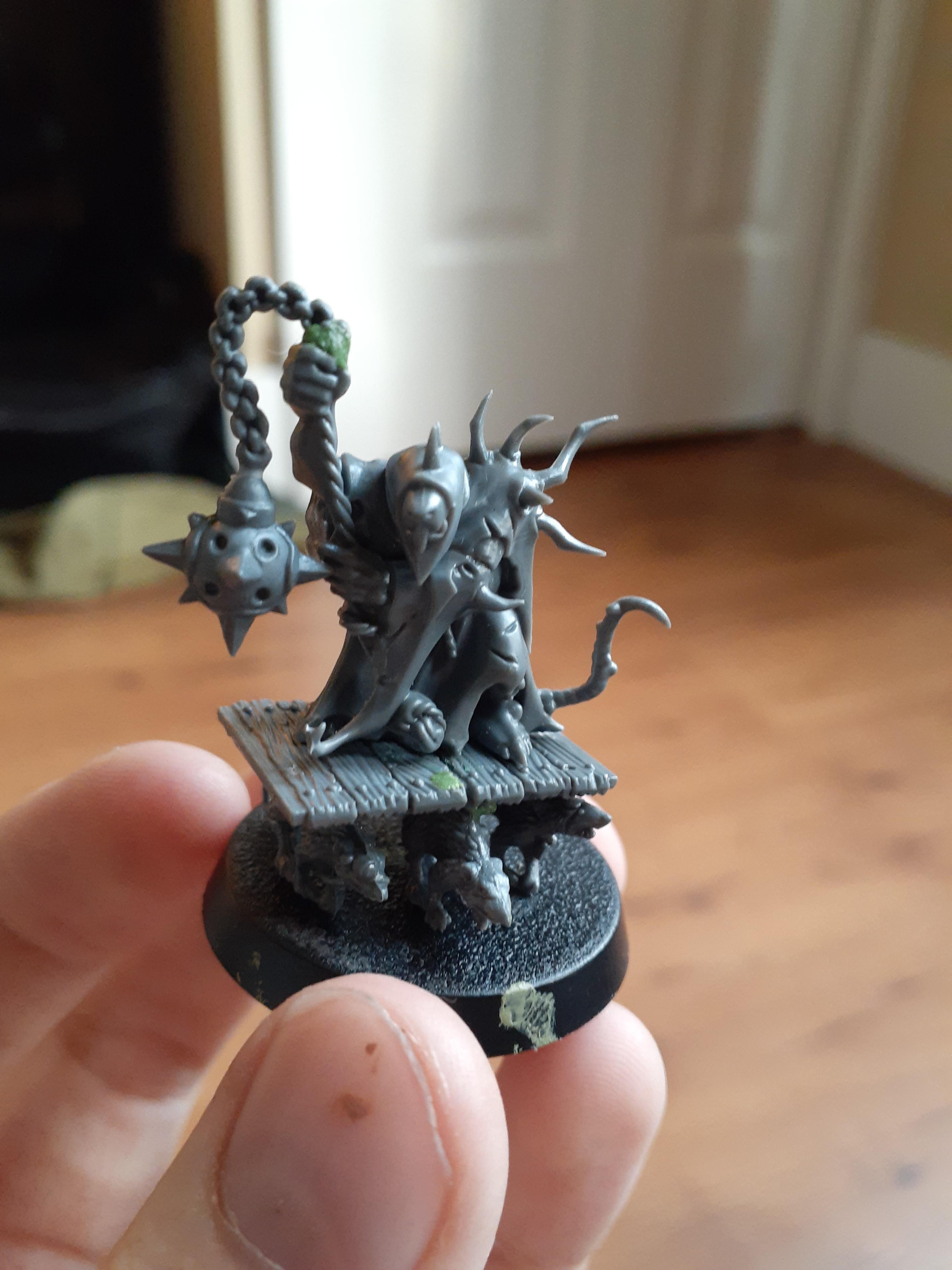 Kitbashed plague priest wip | Scrolller