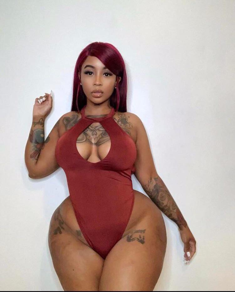 Kitt Katt | Scrolller