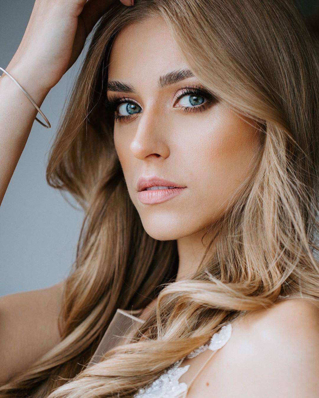 Klaudia Kroczek | Scrolller