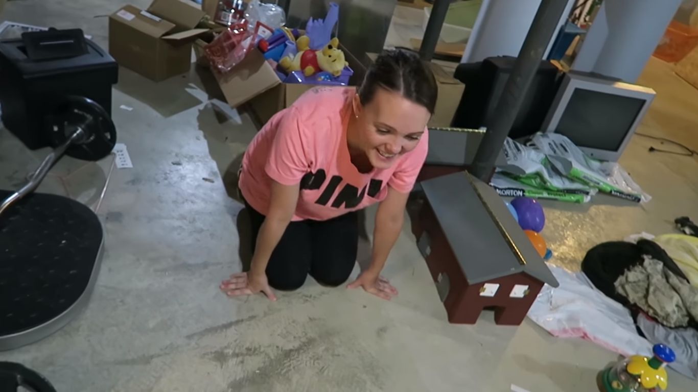 kneeling down | Scrolller