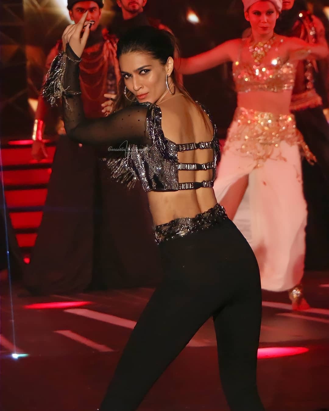 Perfect figure | Scrolller