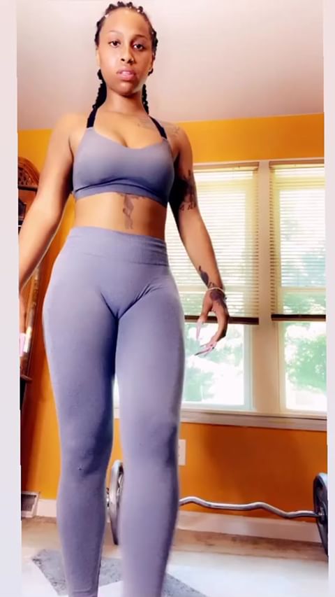 LA workout cameltoe | Scrolller