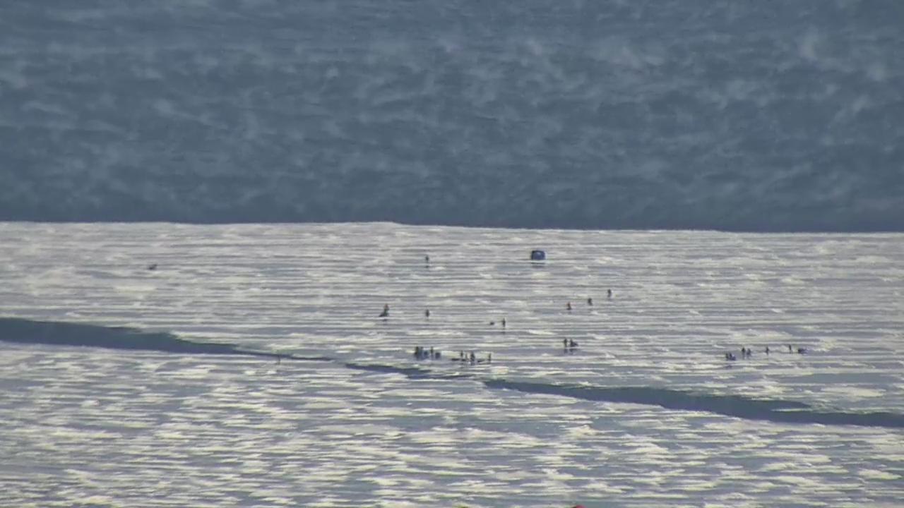Lake Superior right now. People stranded on ice. | Scrolller