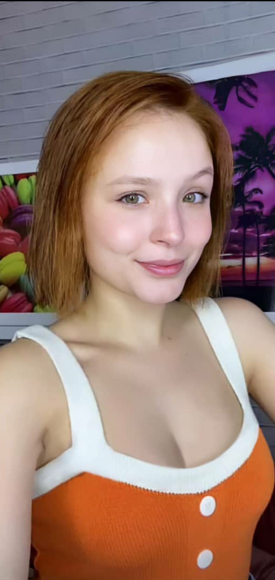 Larissa Manoela | Scrolller