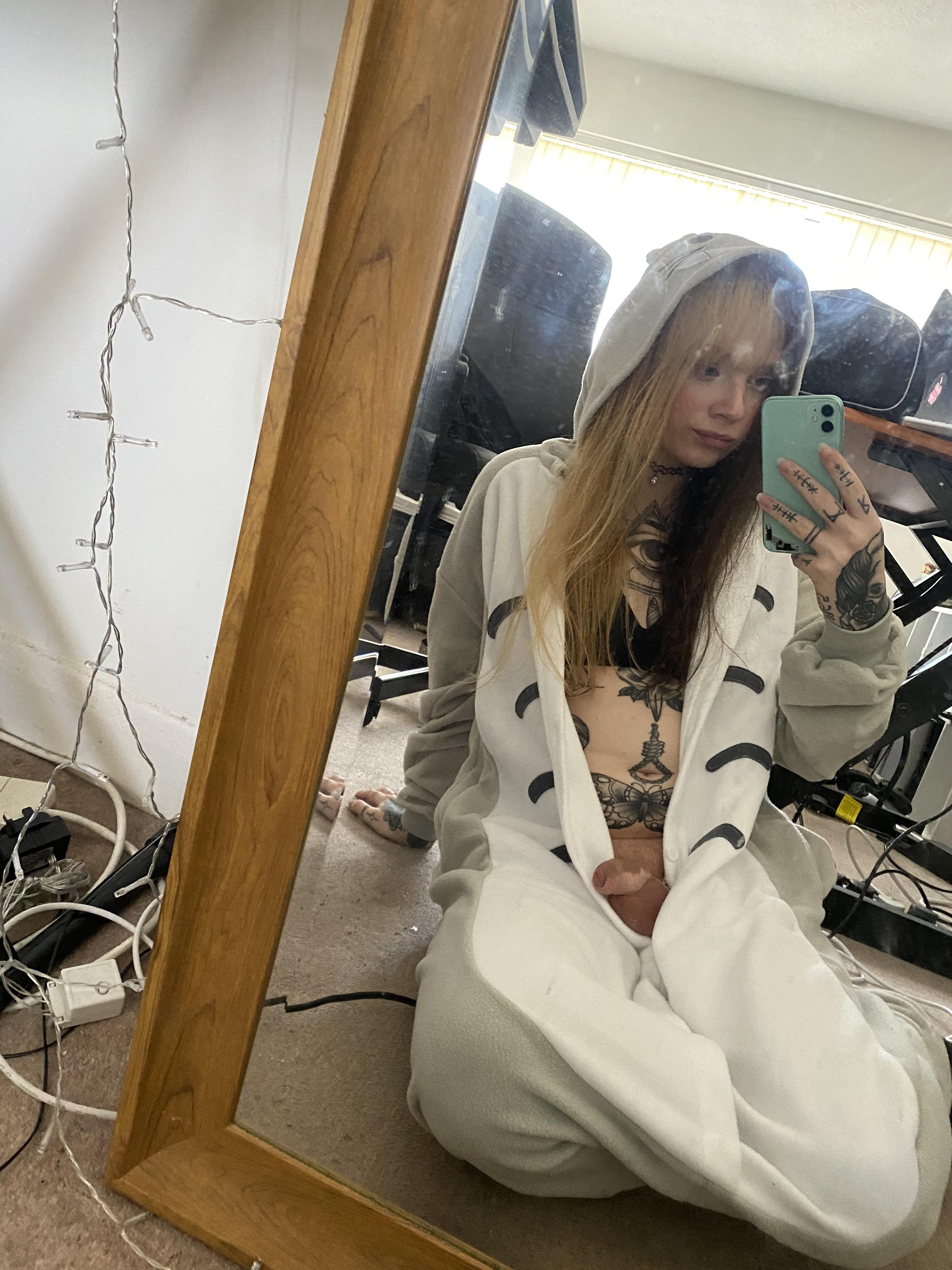 Last day to get 50% off my Onlyfans!! Only $5 till tomorrow morning 💕 | Scrolller