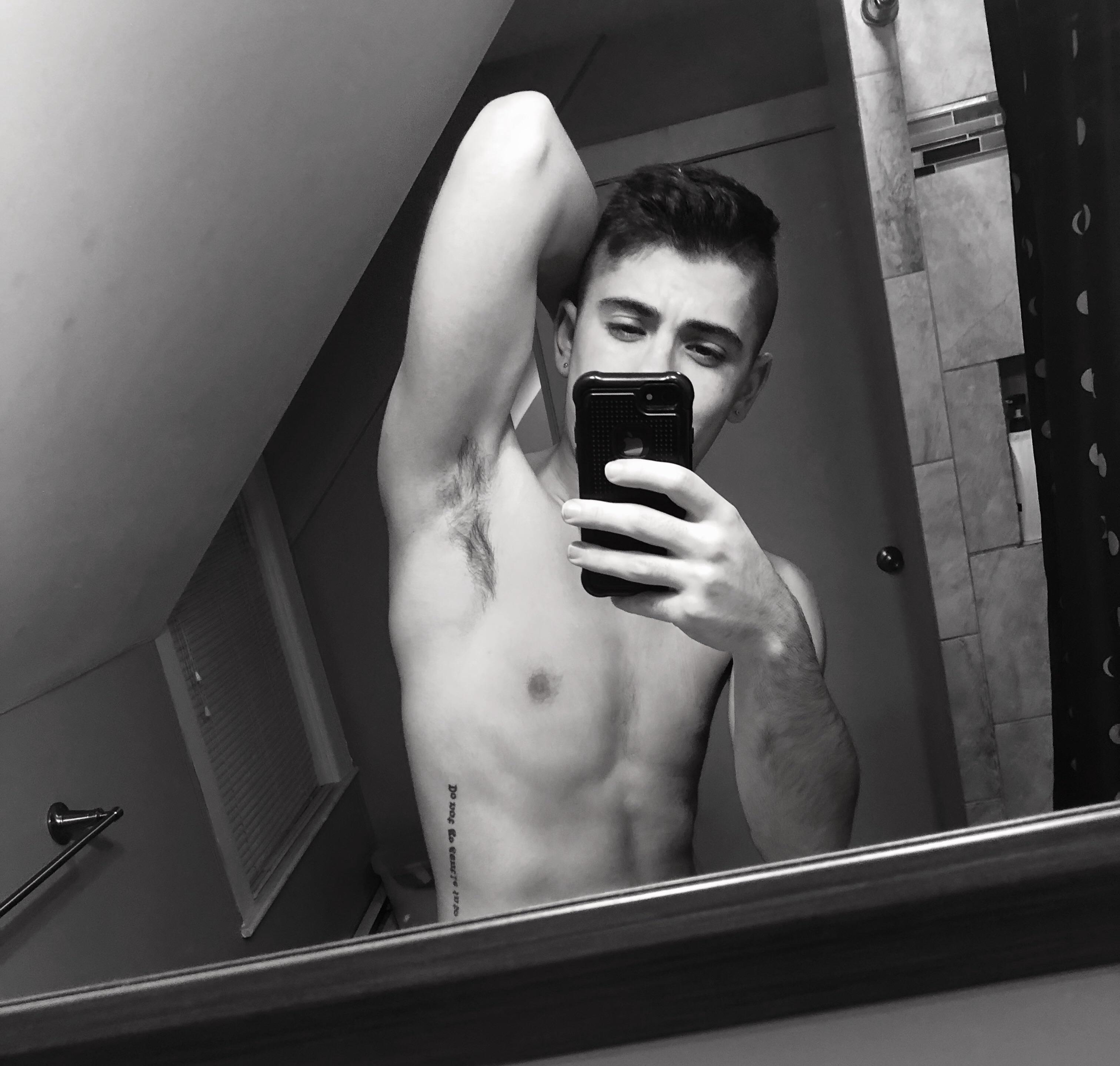 Late night selfie because of boredom | Scrolller