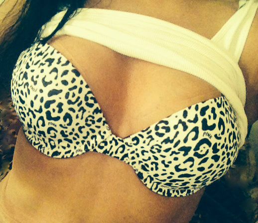 Latin leopard bombshell | Scrolller