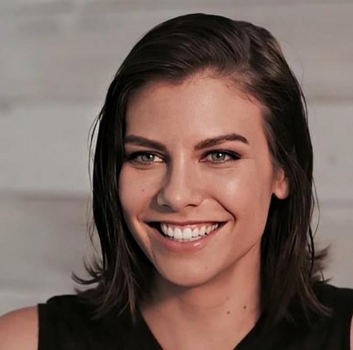 Lauren Cohan has one of the most gorgeous, fuckable faces | Scrolller