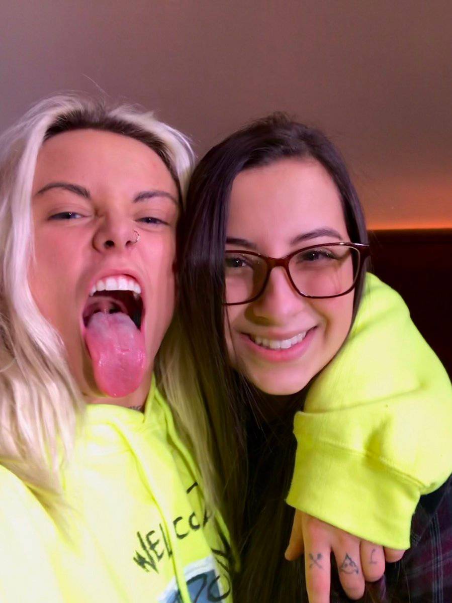 Lauren Sanderson 1 | Scrolller