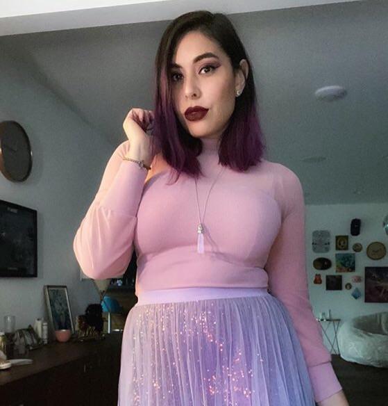 Lavender Pink | Scrolller