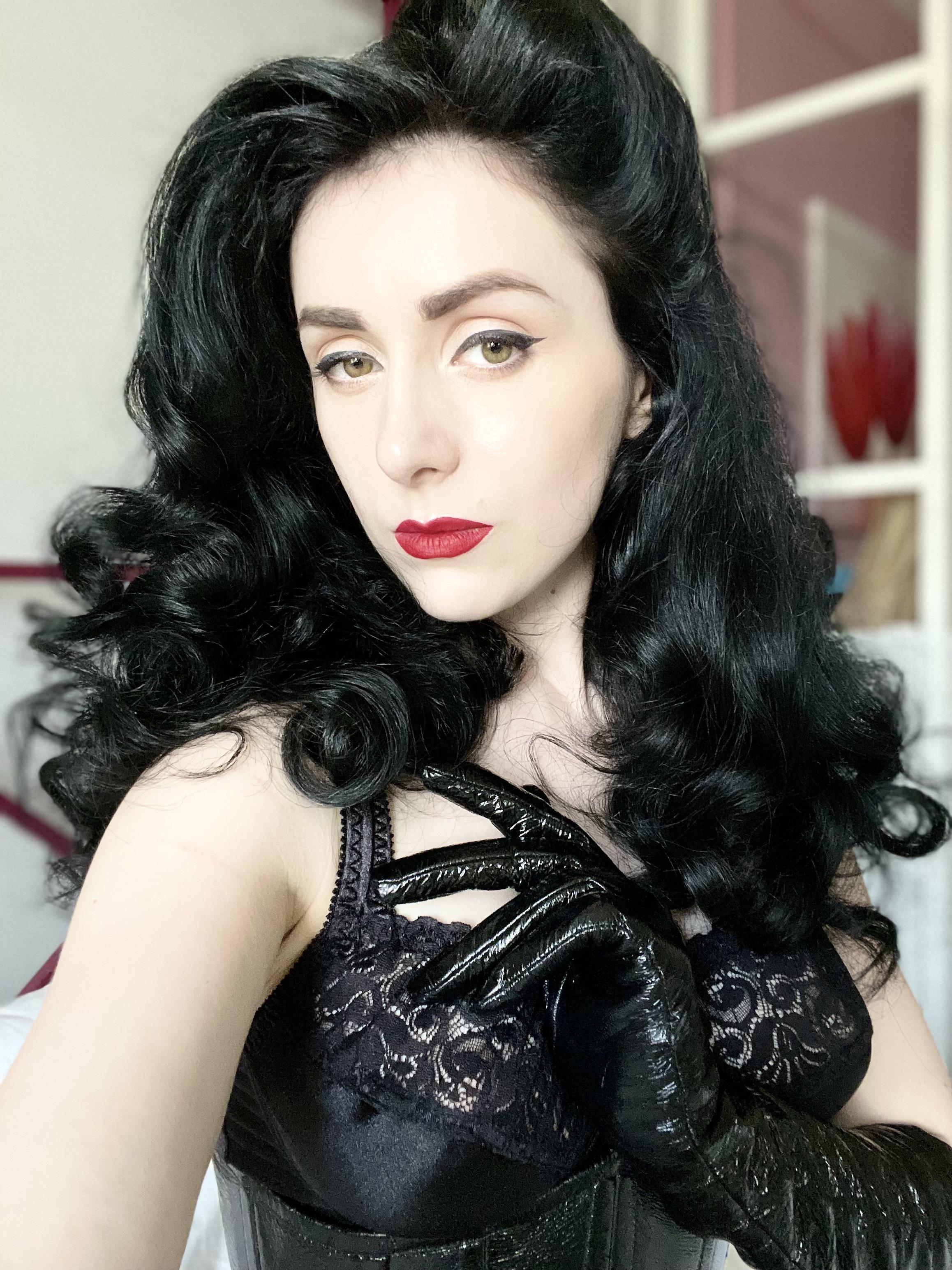 Leather gloves so perfect | Scrolller