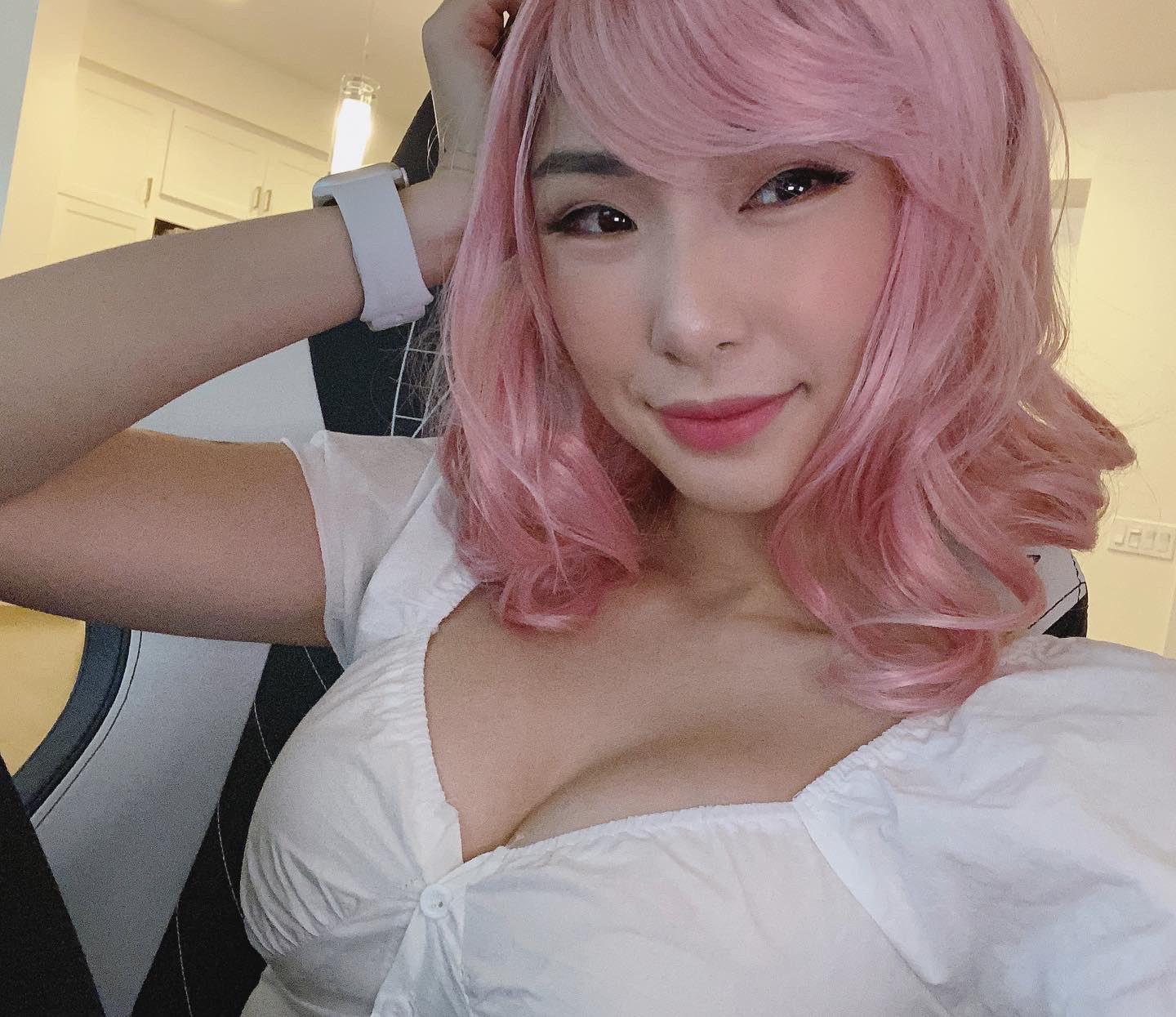 Tsm_leena | Scrolller