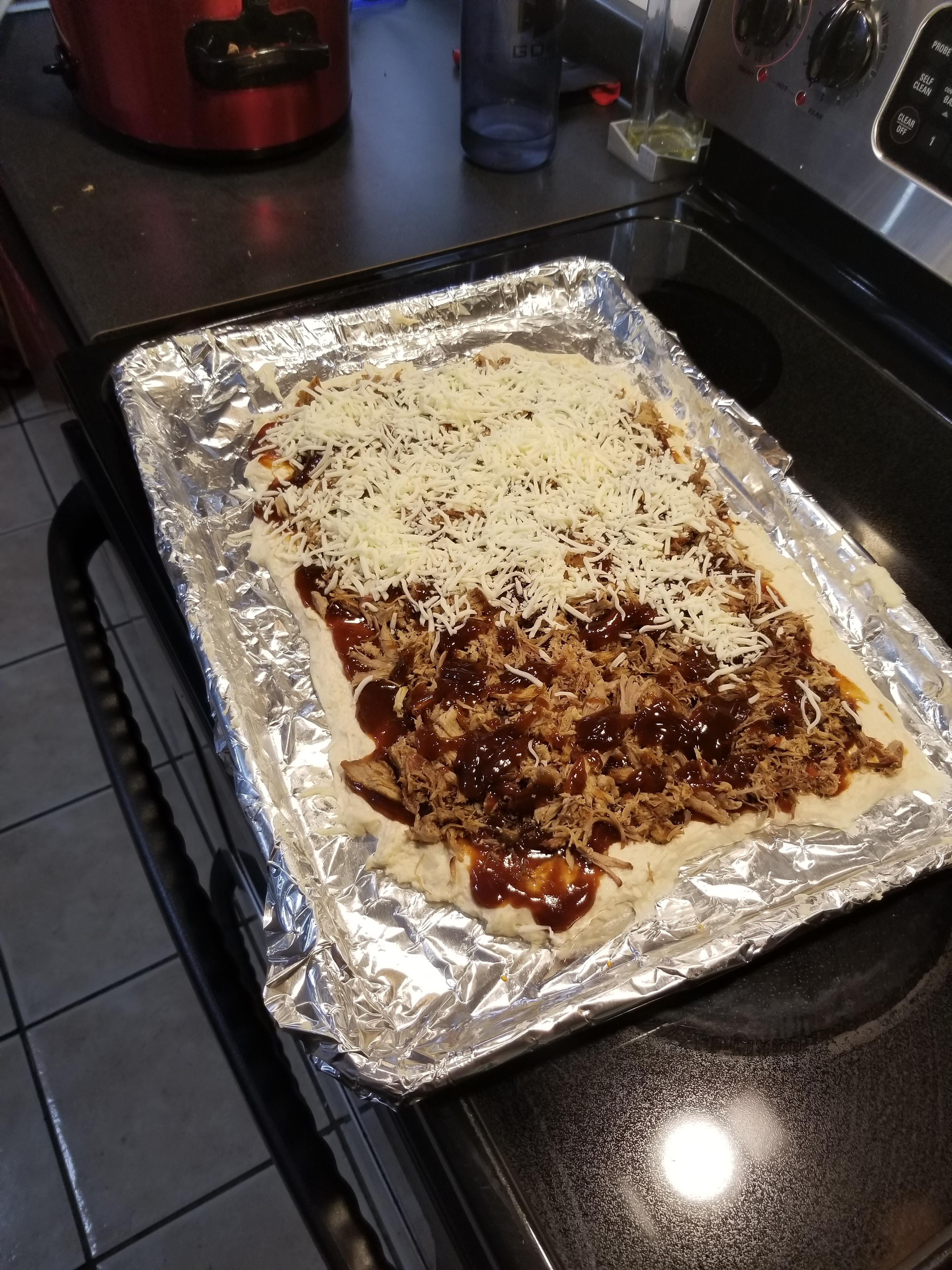 Leftover pulled pork BBQ pizza | Scrolller