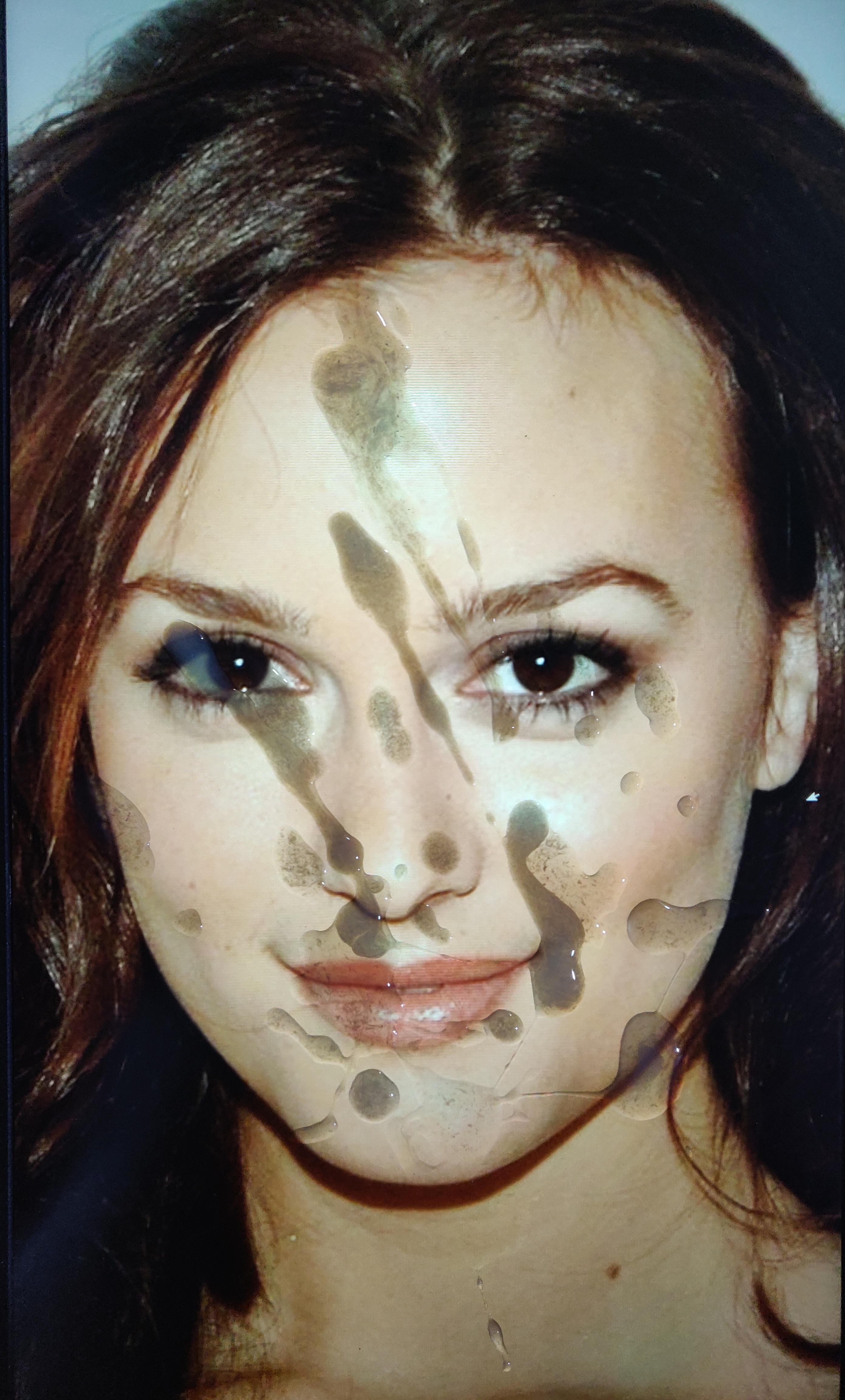 Cum Everywhere On Leighton Meesters Face Scrolller 0584