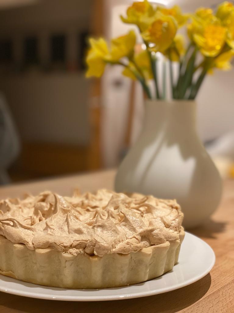 Lemon meringue pie | Scrolller