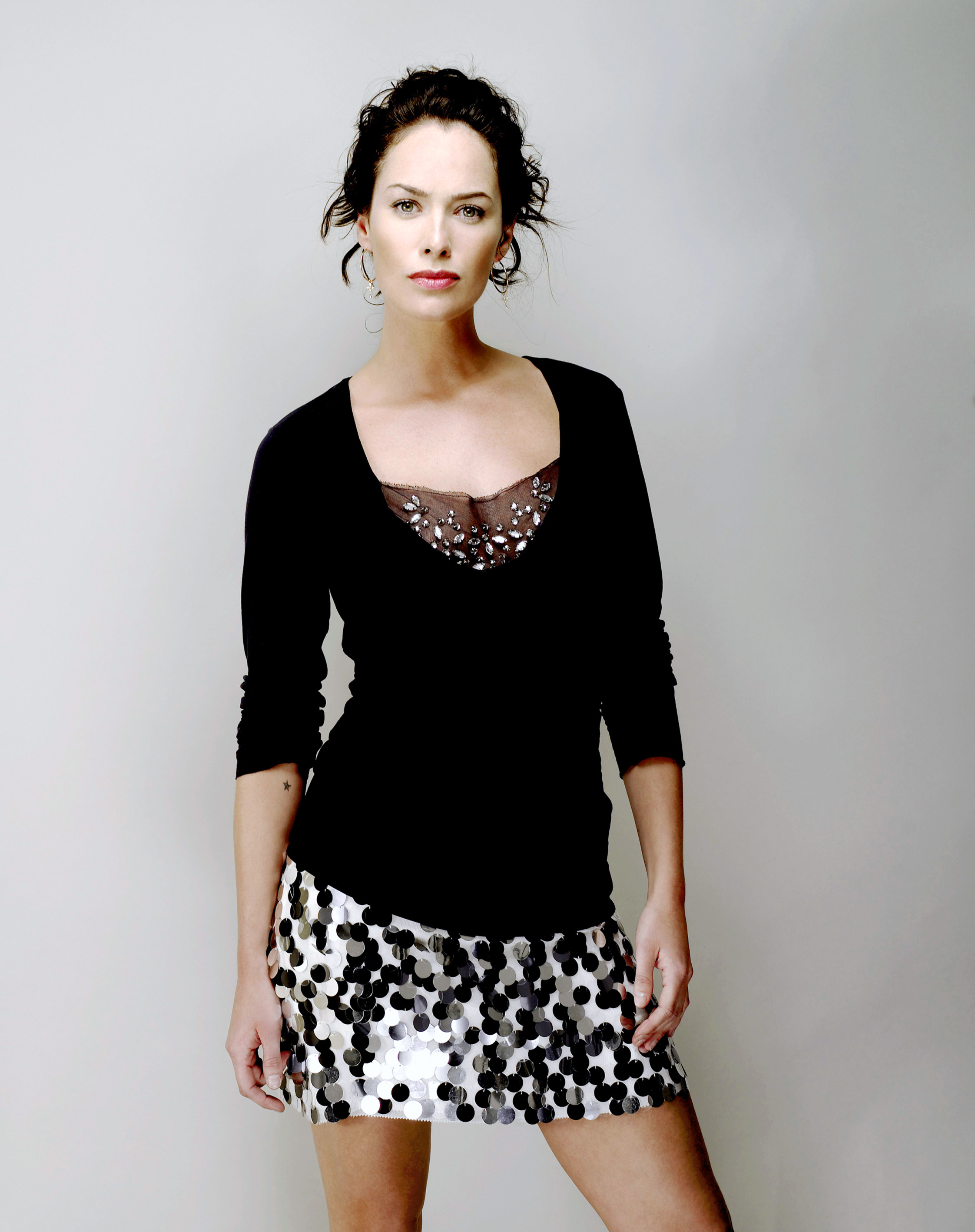 Lena Headey | Scrolller