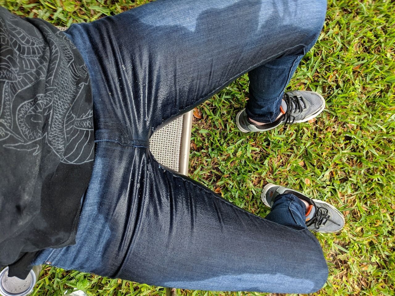 Let it flow | Scrolller