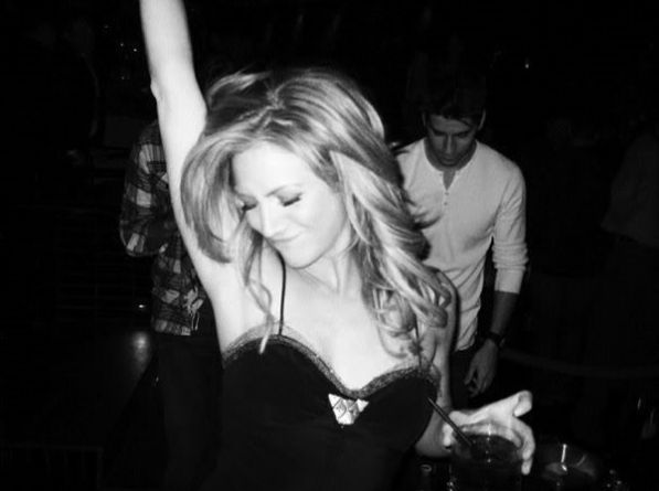 Let Loose! | Scrolller