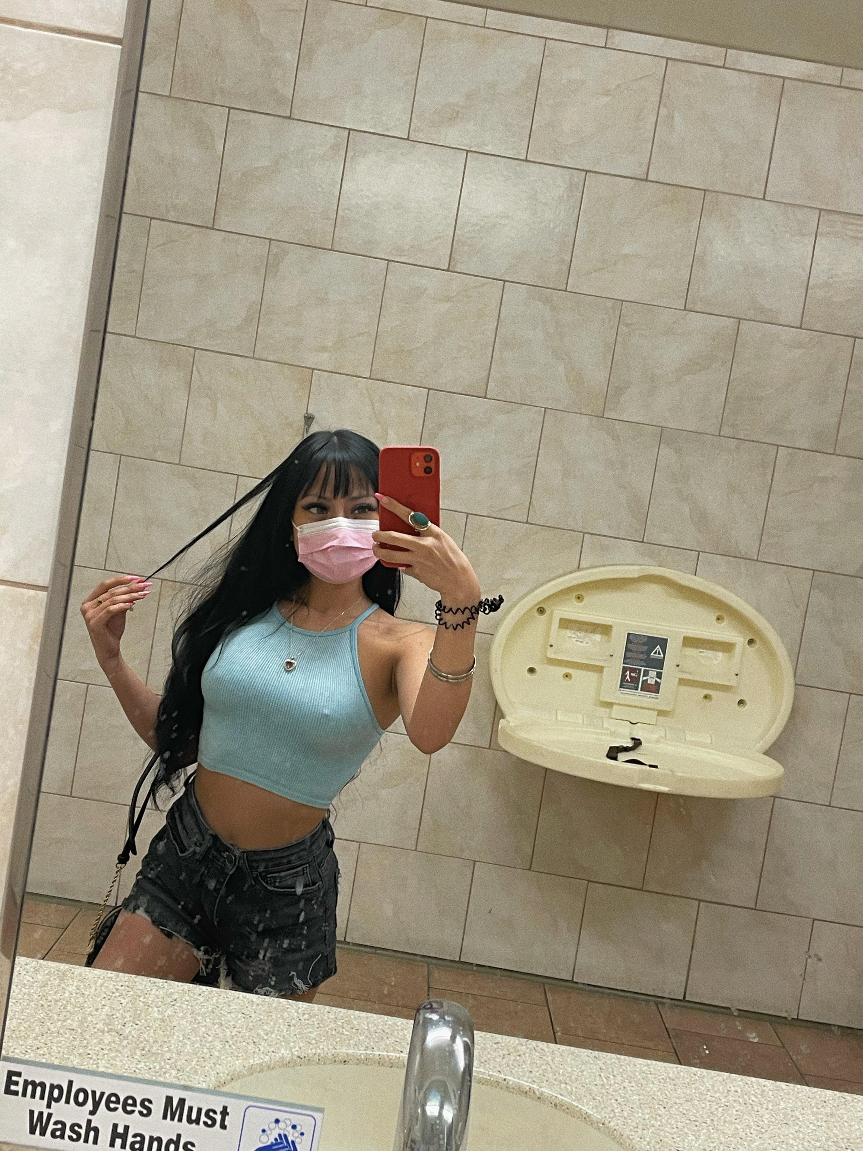 I’m tiny | Scrolller