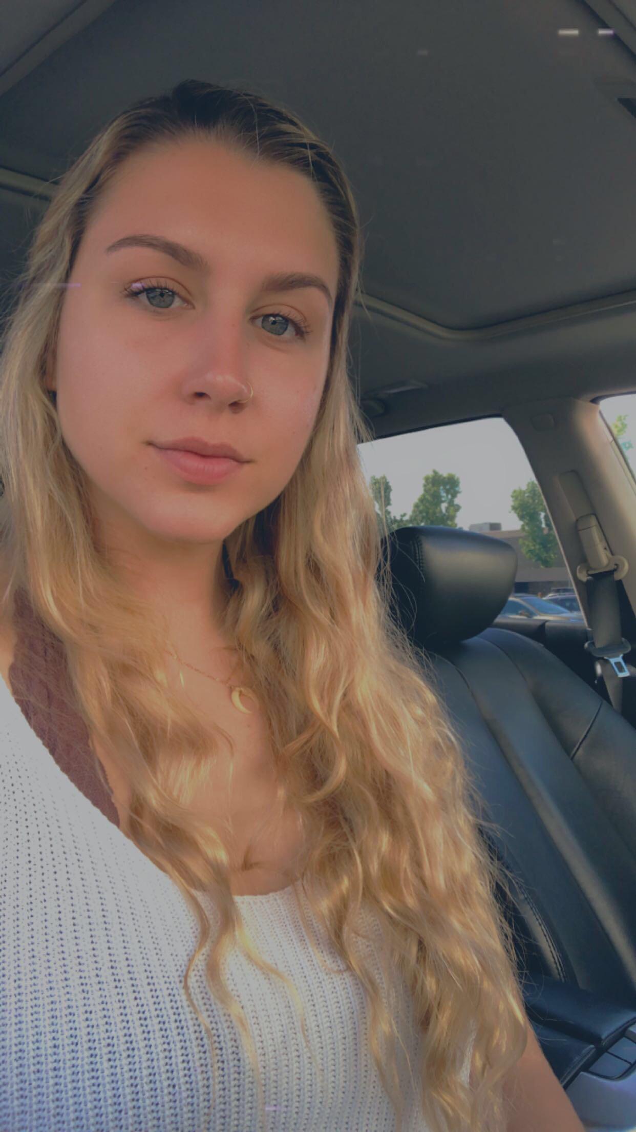 Let’s try this again, hi :) | Scrolller