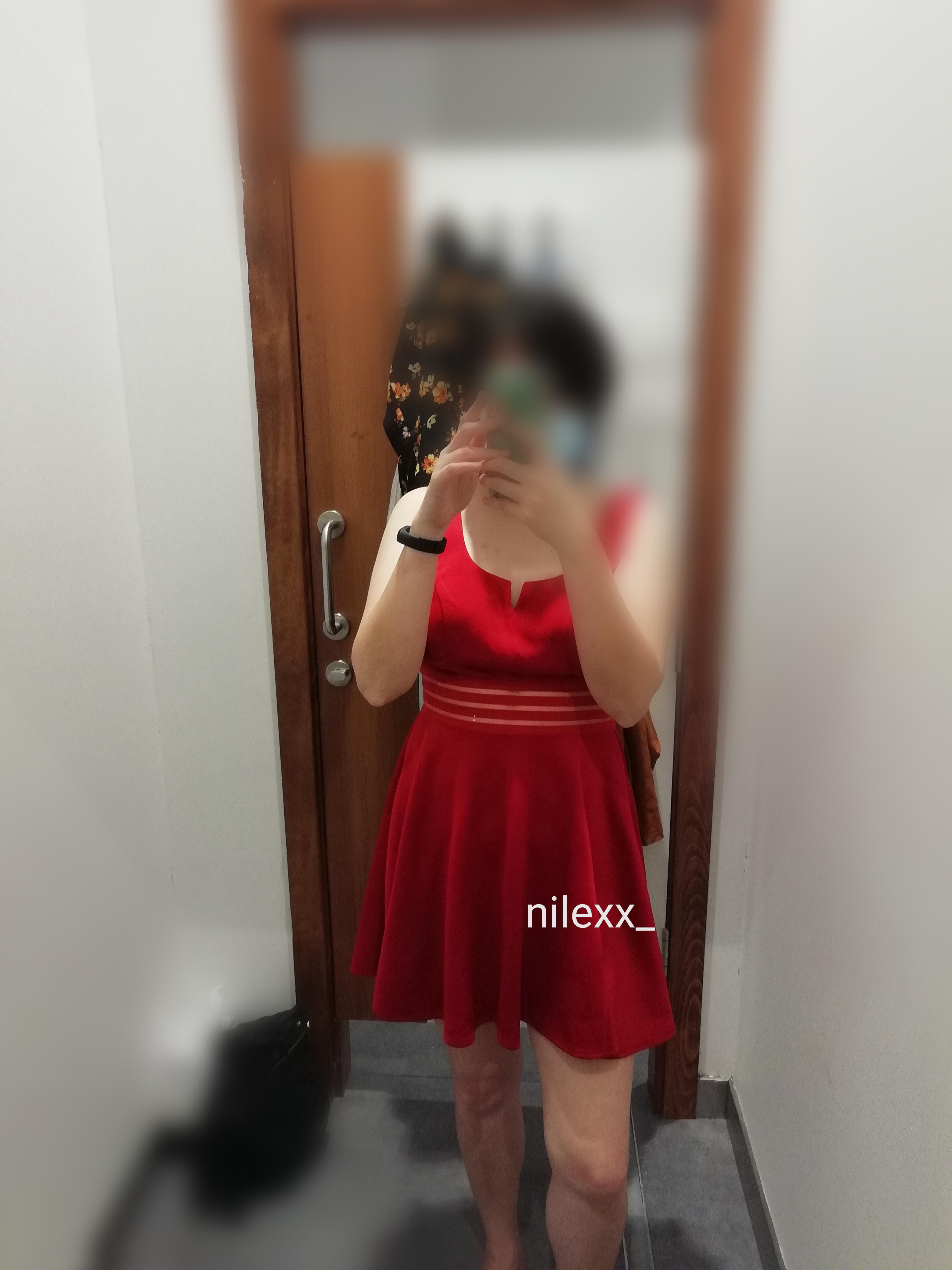 Lets date on 14th :) | Scrolller