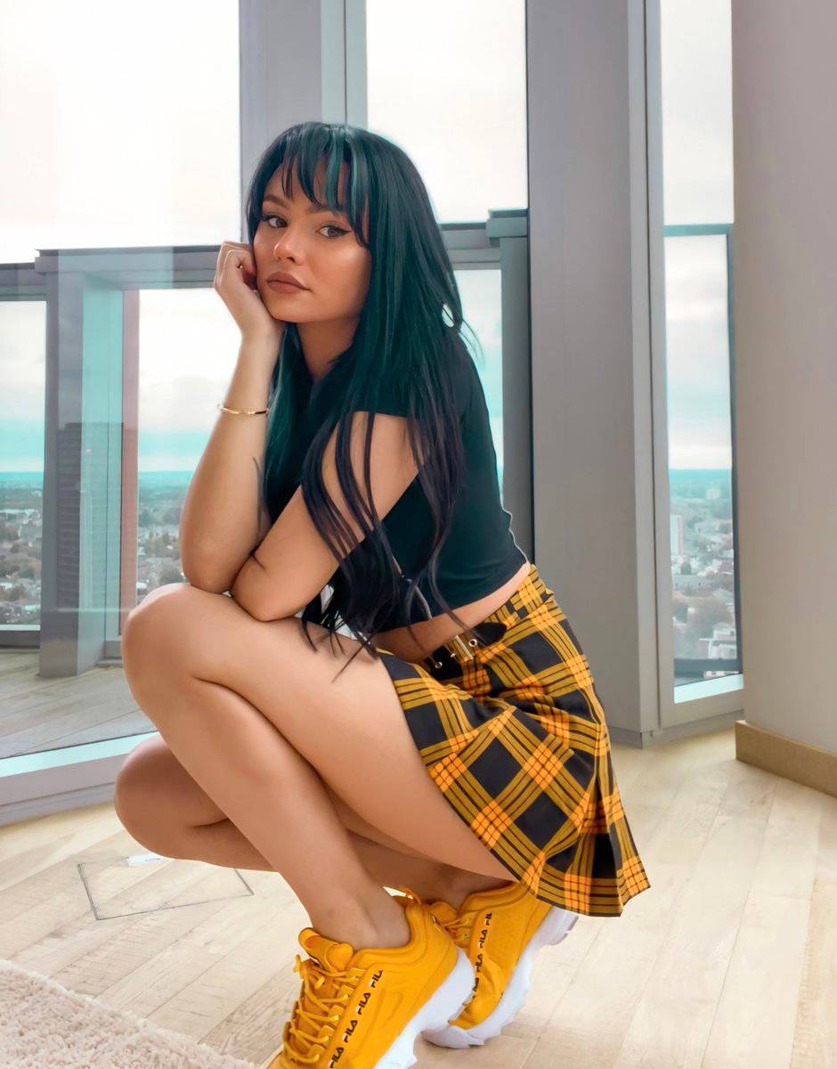 Let's get bi for talia mar (sub preferred) | Scrolller