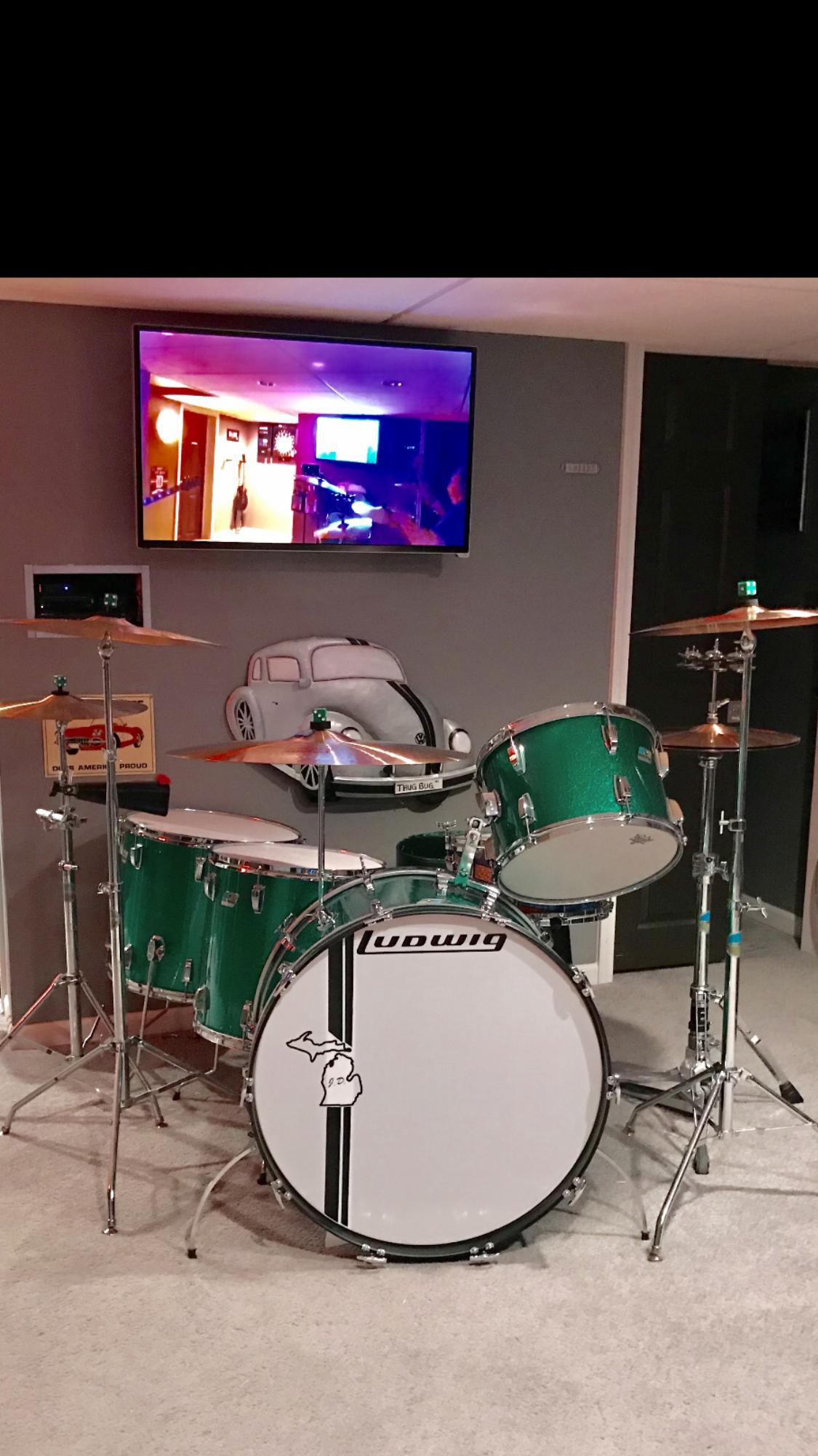 Let's See Them 26" Kits!! | Scrolller