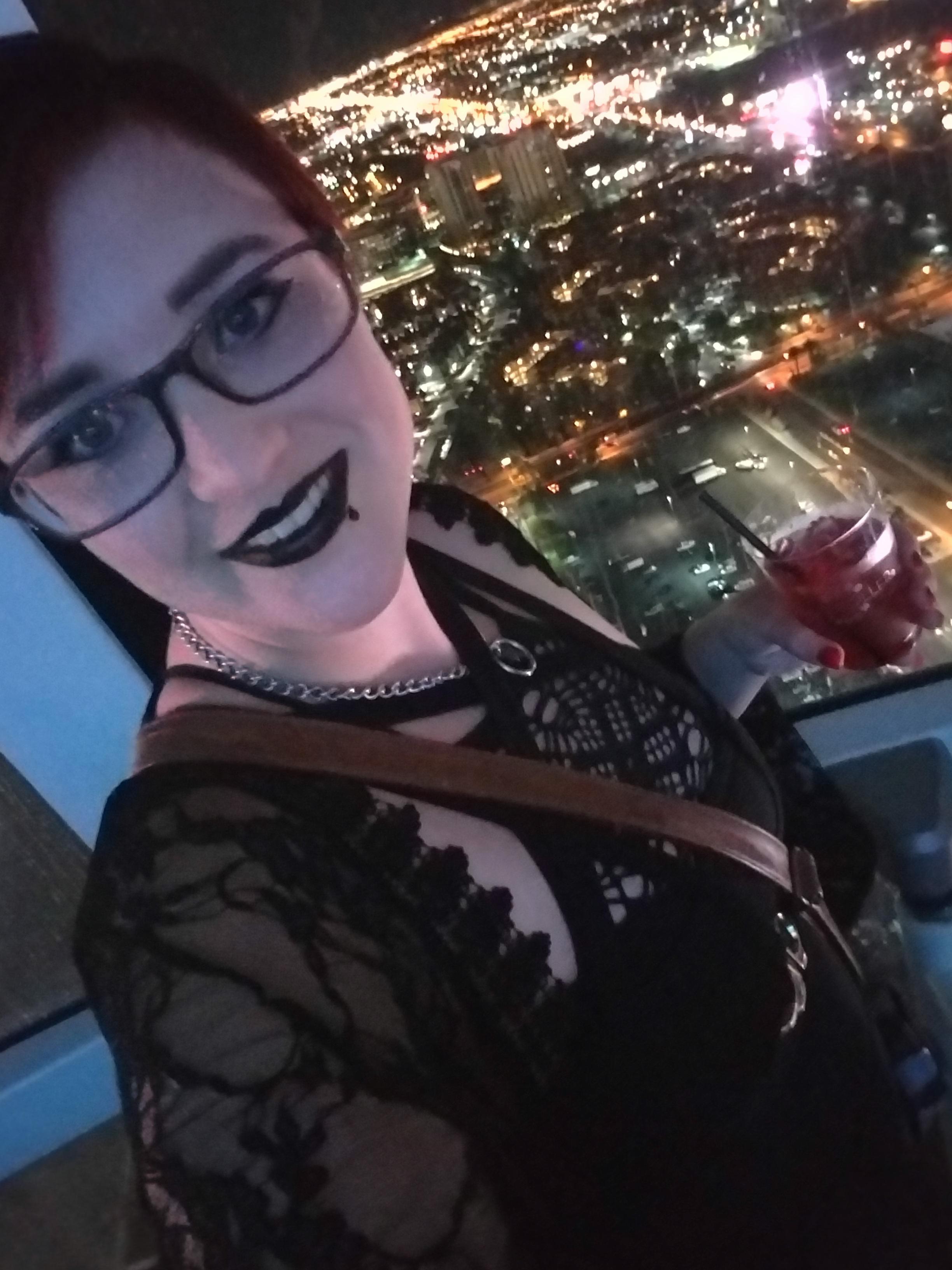 Have you ever wanted to brag about your big-titty goth gf? Now you can ...