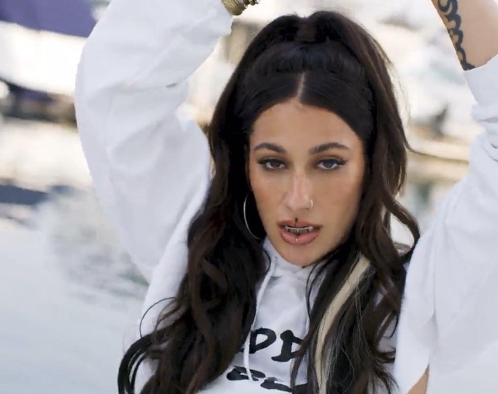 Lexy looking like she on something | Scrolller