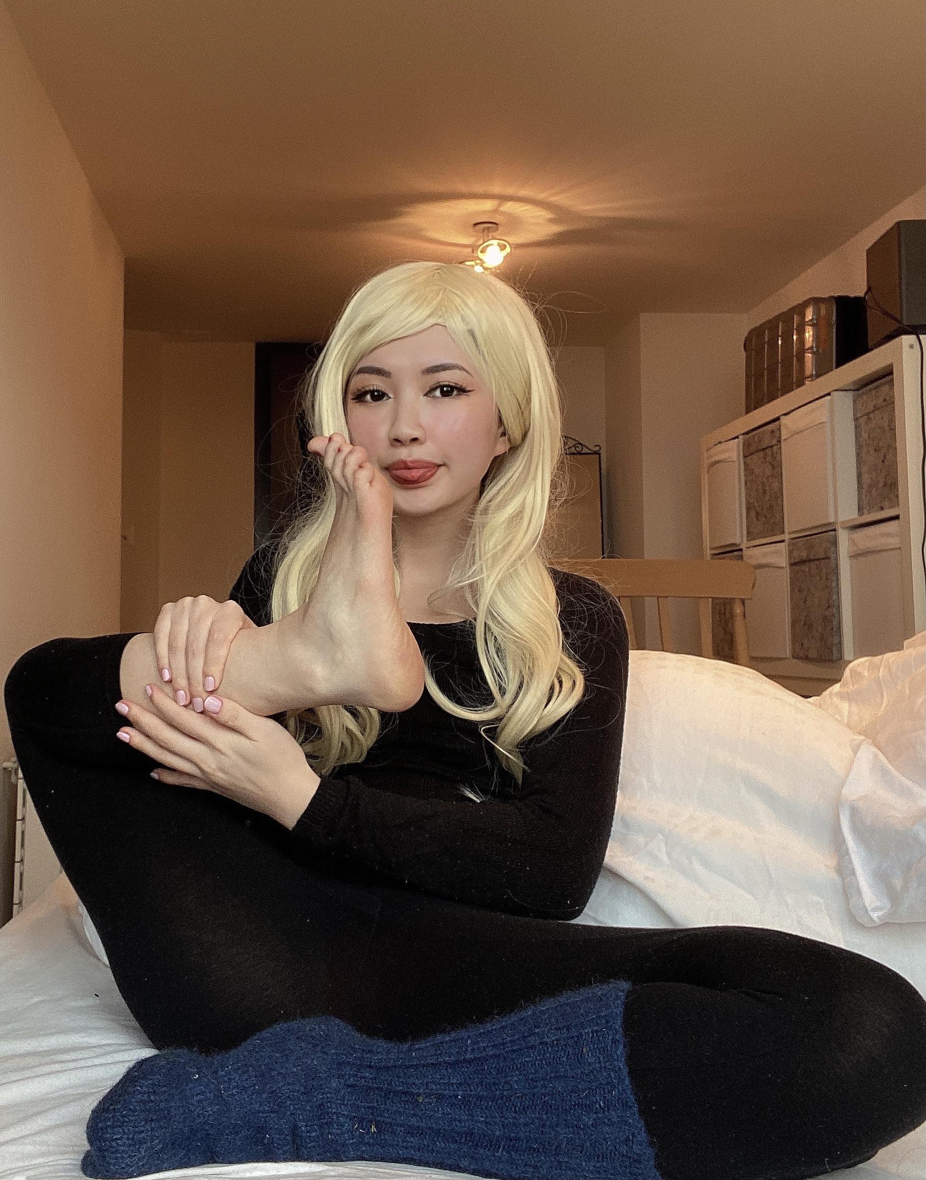 Licky licky 👅 | Scrolller