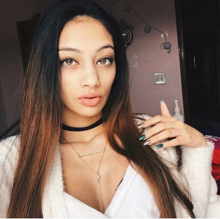 Light skinned | Scrolller