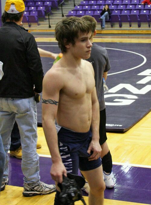 Light Weight | Scrolller