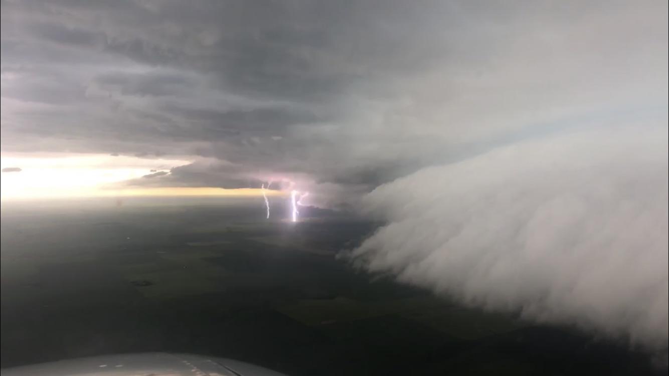 Lightning Strike western North Dakota | Scrolller