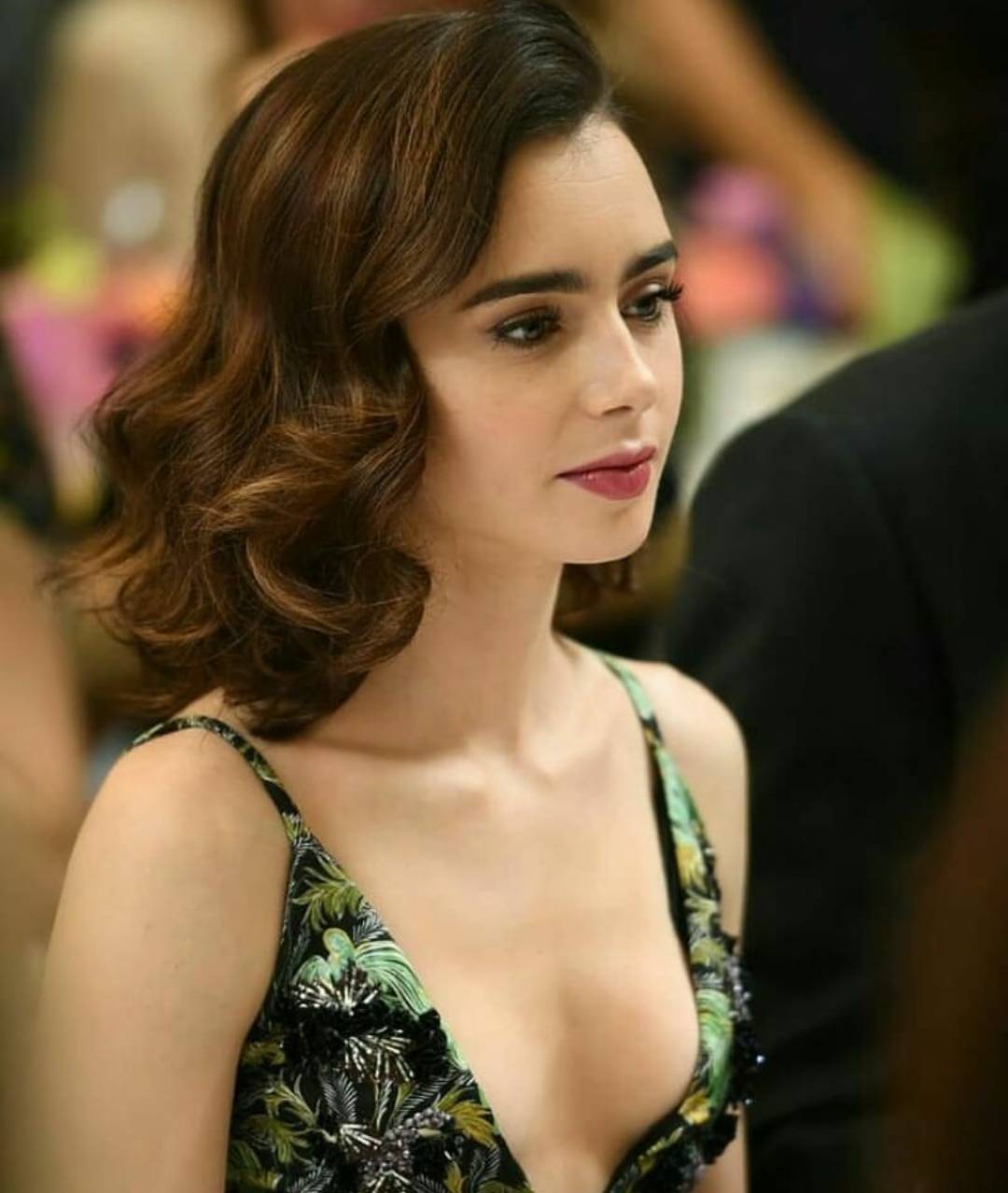 Lily Collins | Scrolller