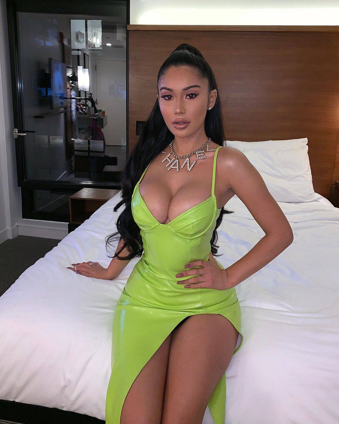 lime green dress | Scrolller