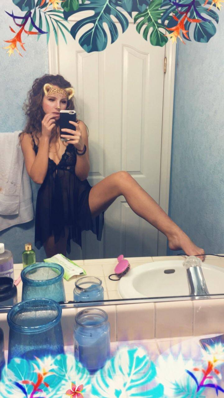 Lingerie actually gone wild 😜 [OC] | Scrolller