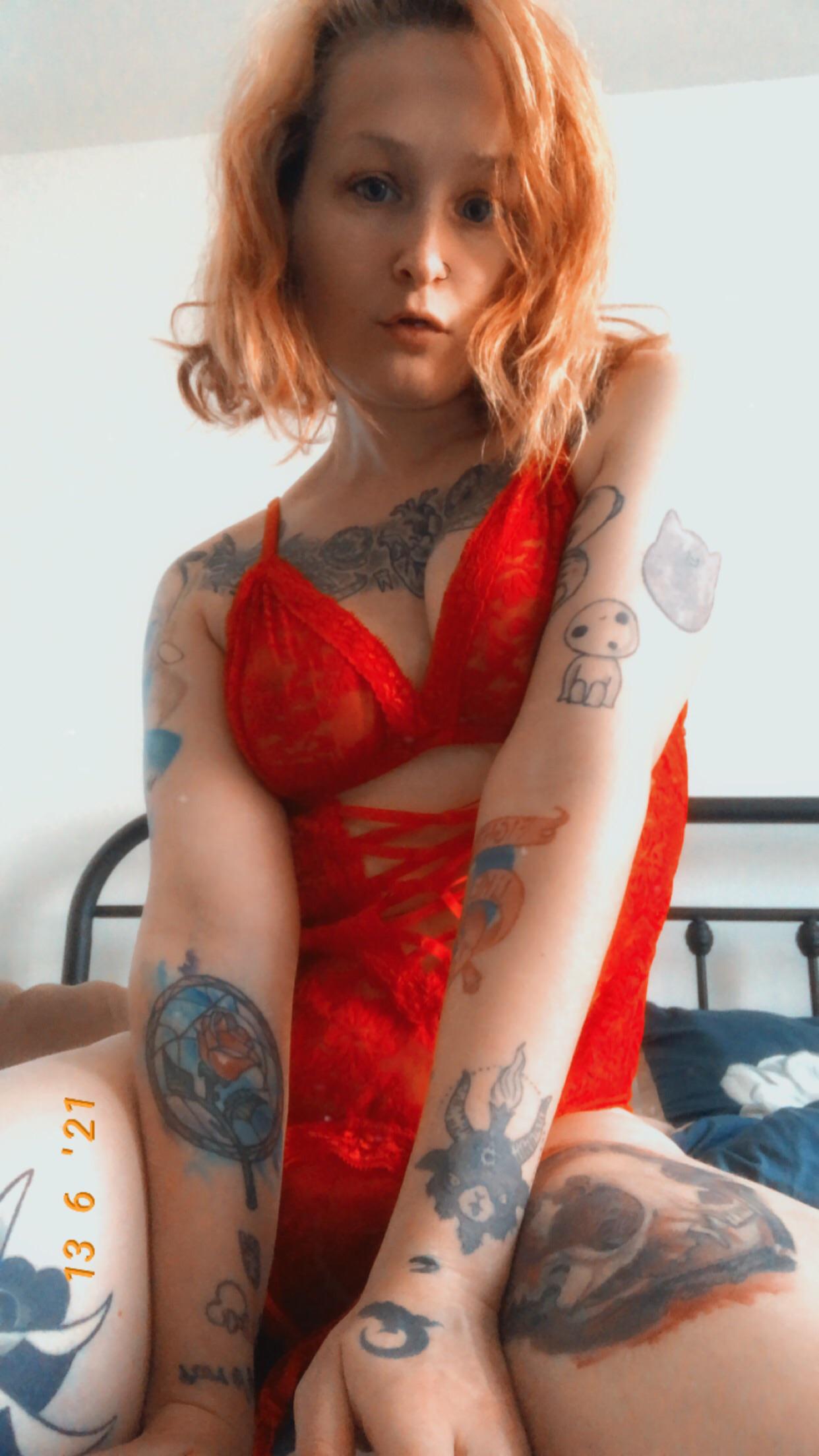 Link in comments! New only fans! Petite and tattooed! New content! Exclusive content! Customs ...