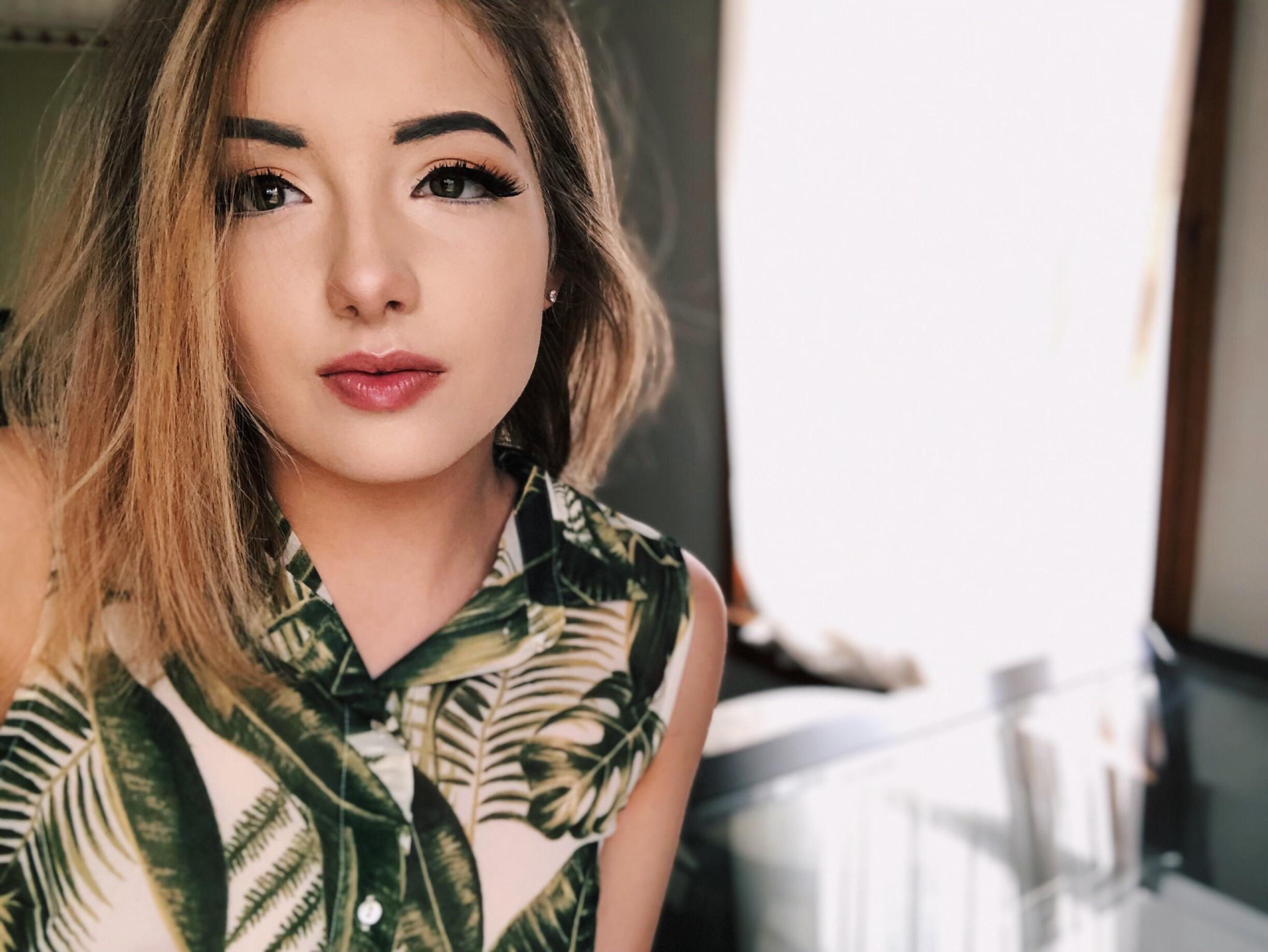 Little Selfie 🥰 | Scrolller