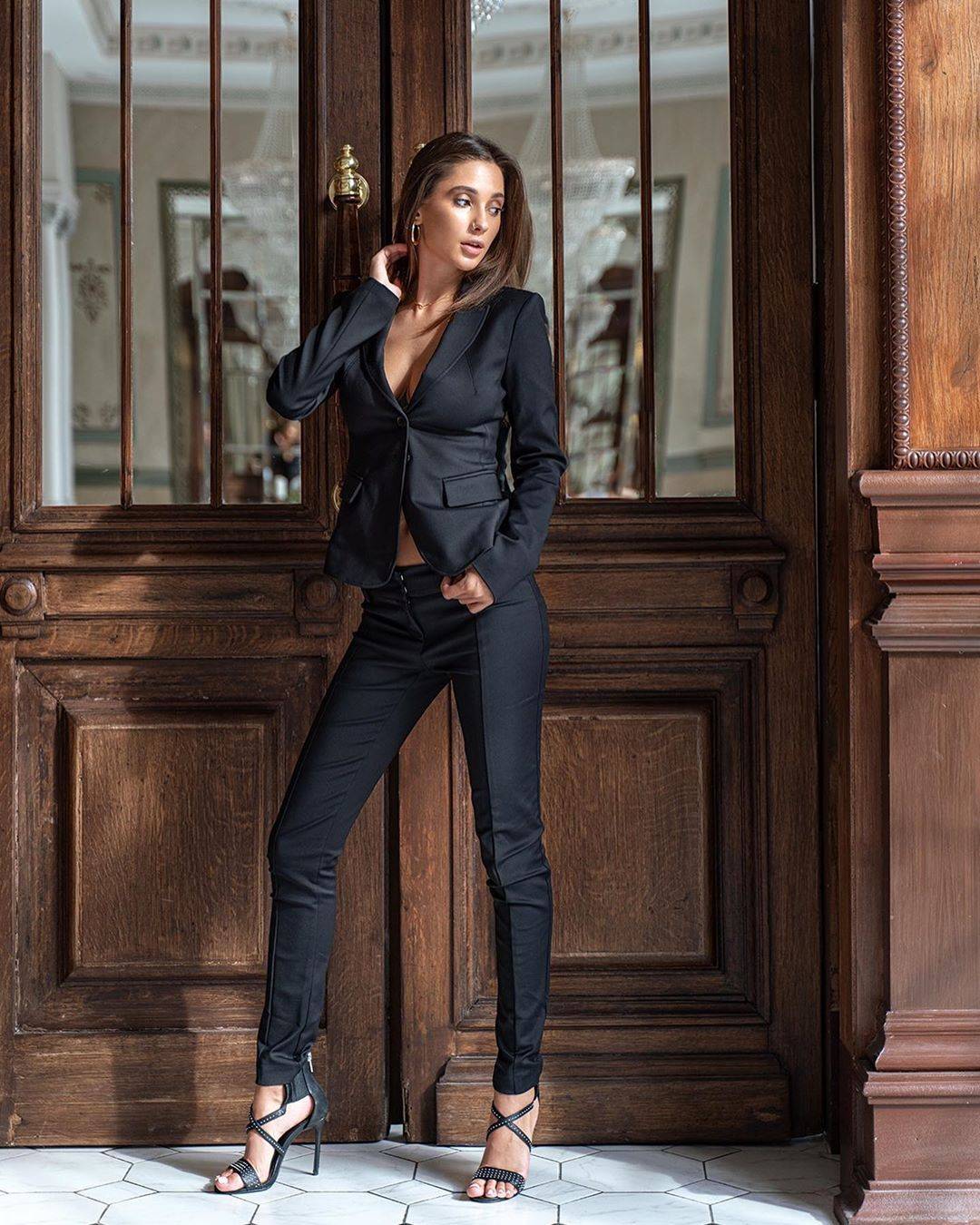 Liya Silver | Scrolller